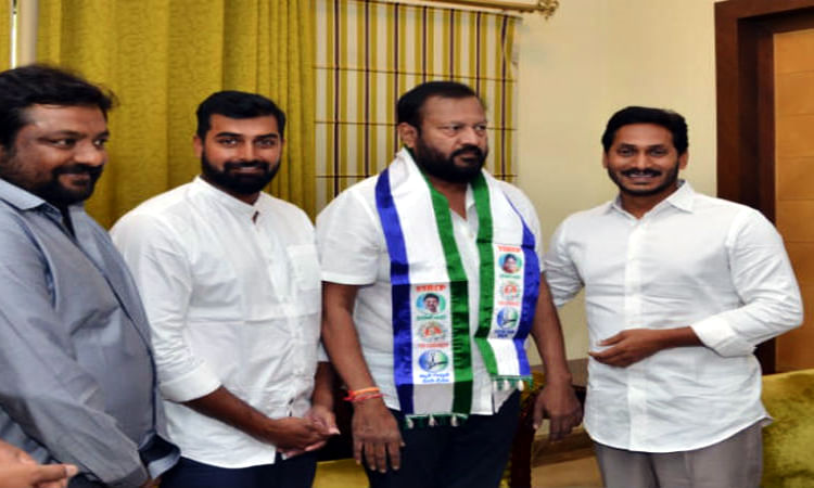 వైసీపీలో కీలక పదవి దక్కించుకున్న నార్నె శ్రీనివాసరావు | Jr ntr father ...