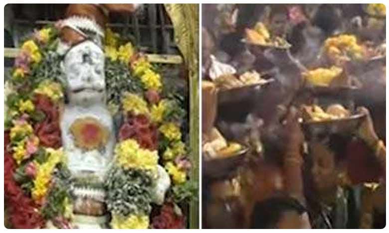 అక్కడ భక్తులకు ప్రసాదంగా.. చికెన్‌, మటన్‌ బిర్యానీ..! | In ...