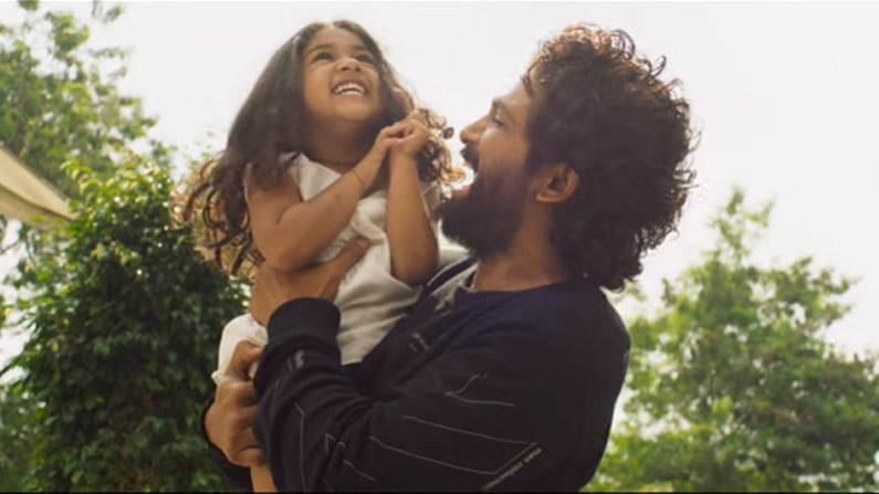 'అంజలి' పాటలో అర్హ.. అదరగొట్టిన అల్లు అర్జున్ గారాలపట్టి.. బన్నీ ... 'అంజలి' పాటలో అర్హ.. అదరగొట్టిన అల్లు అర్జున్ గారాలపట్టి.. బన్నీ ...