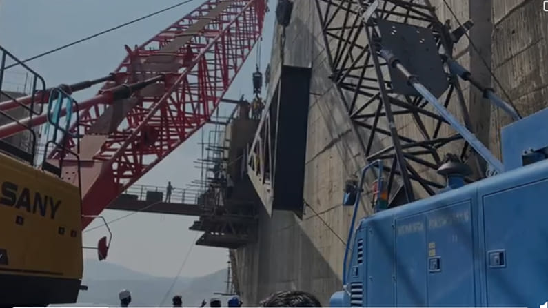 శరవేగంగా సాగుతున్న ఆంధ్రప్రదేశ్ జీవనాడి పోలవరం ప్రాజెక్టు పనులు..నేడు ...