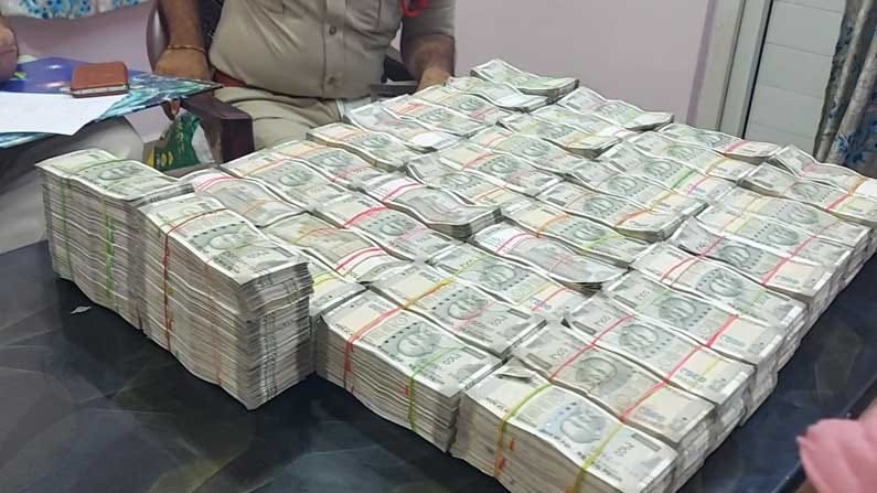 IT Raids : తమిళనాడు అసెంబ్లీ ఎన్నికల వేళ ఐటీ దాడుల దడ, వందల కోట్ల ...