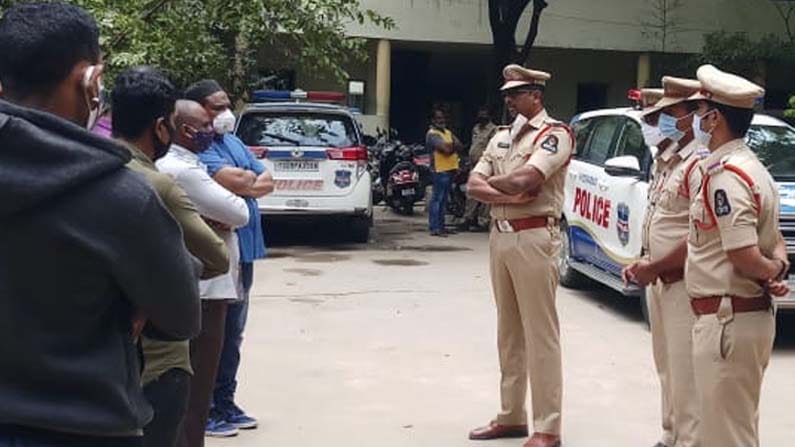 Hyderabad Police: తగ్గేదేలే అంటే తాట తీస్తాం.. రౌడీషీటర్లకు హైదరాబాద్ ...
