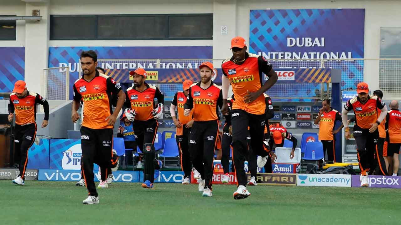 IPL Points Table 2021: టాప్ ప్లేస్‌ కోసం చెన్నై, ఢిల్లీ పోటీ.. ప్లే ...