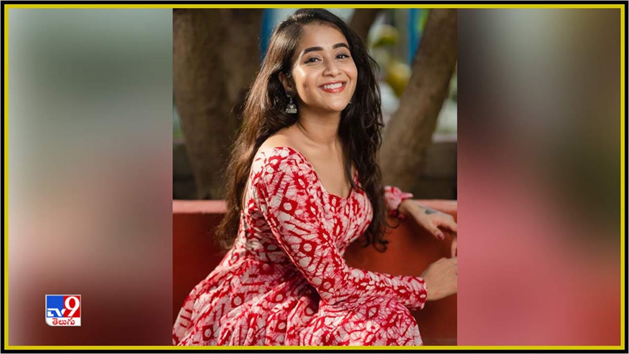 Deepthi Sunaina New Photos. Credit by:Deepthi Sunaina/Instagram | TV9 ...