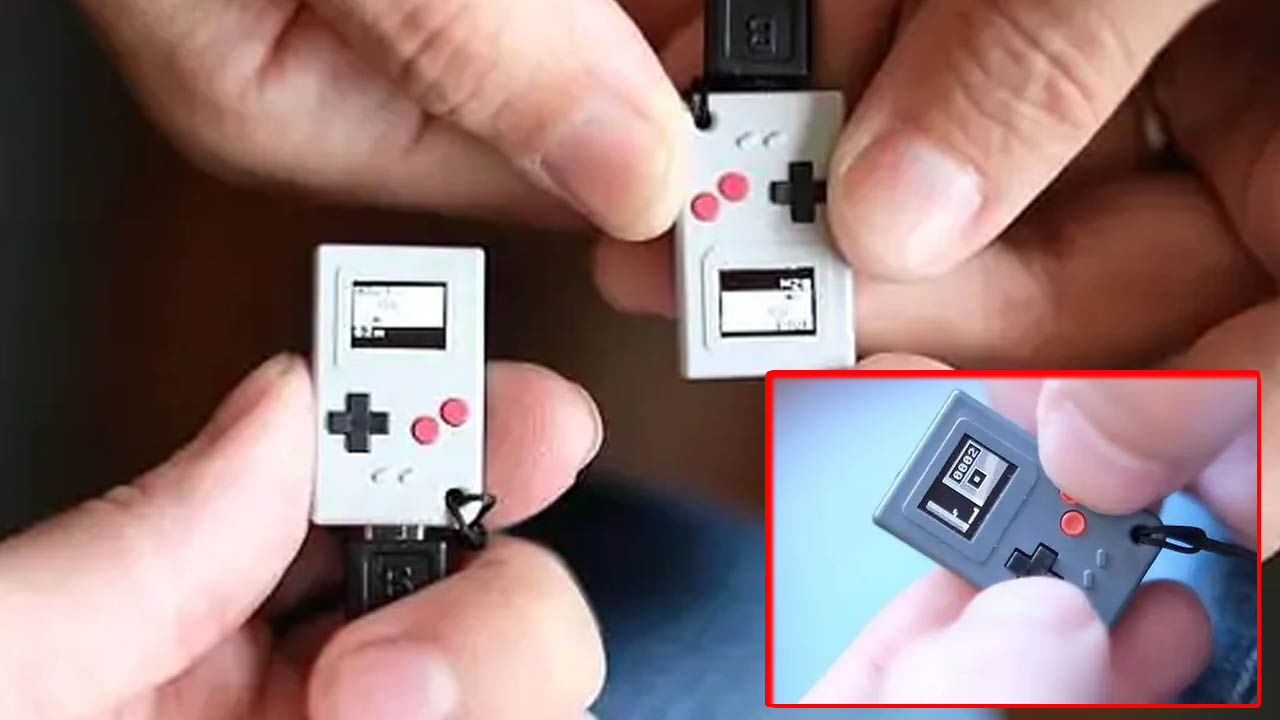 Gaming Console: చూస్తేనే ముద్దొస్తున్న బుల్లి గేమింగ్ కన్సోల్ ...