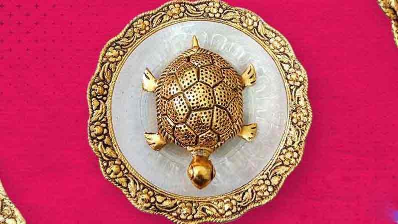 చెక్క తాబేలు - వాస్తు శాస్త్రం ప్రకారం, చెక్క తాబేలును తూర్పు లేదా ...