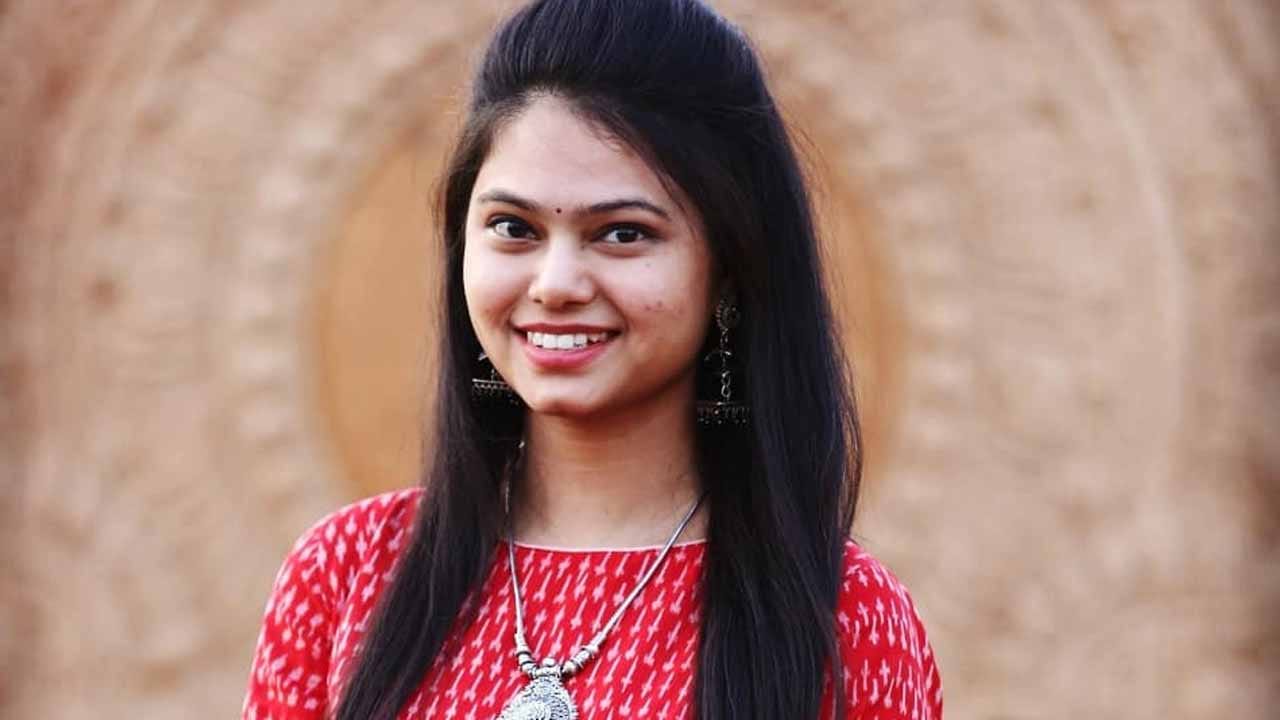 Singer Ramya Behara: ఫీమేల్ సింగర్ పేరుతో మోసం.. ఏకంగా ఫోన్ నంబర్ ...
