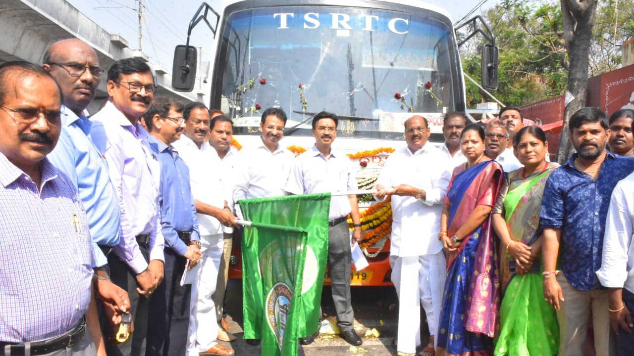 TSRTC: భక్తులకు టీఎస్ఆర్టీసీ శుభవార్త.. యాదాద్రి దర్శిని పేరుతో మినీ ...