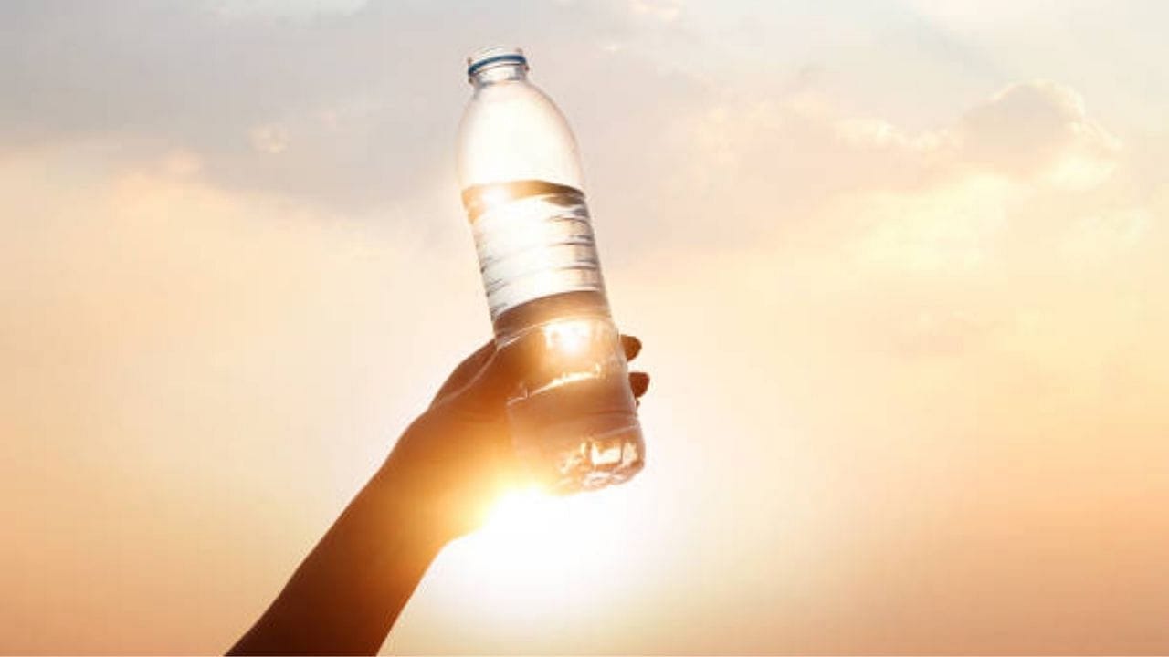 Sun Charged Water: వేసవిలో సన్ ఛార్జ్ నీళ్లు తాగితే ఈ వ్యాధులు ...