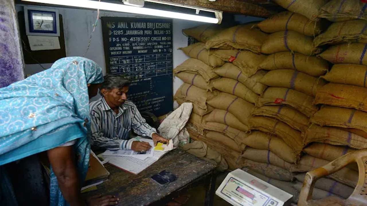 Ration Card: కేంద్ర ప్రభుత్వం కీలక నిర్ణయం.. త్వరలో రేషన్‌ కార్డు ...