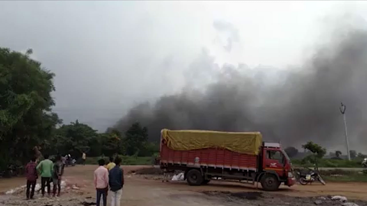 Fire Accident: నల్గొండ జిల్లా వెలిమినేడులో భారీ అగ్నిప్రమాదం ...