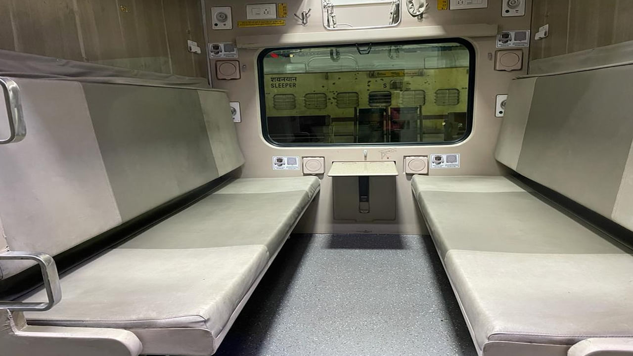 IRCTC Ac Ticket: రైల్వే ప్రయాణీకులకు గుడ్‌న్యూస్.. ఈ రైళ్లలో థర్డ్ AC టిక్కెట్లు మరింత చౌక ...