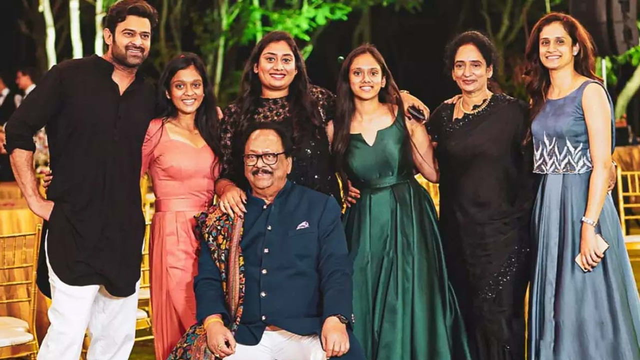 Krishnam Raju: రెబల్ స్టార్ నలుగురు కూతుళ్లు ఏం చేస్తుంటారో తెలుసా ...