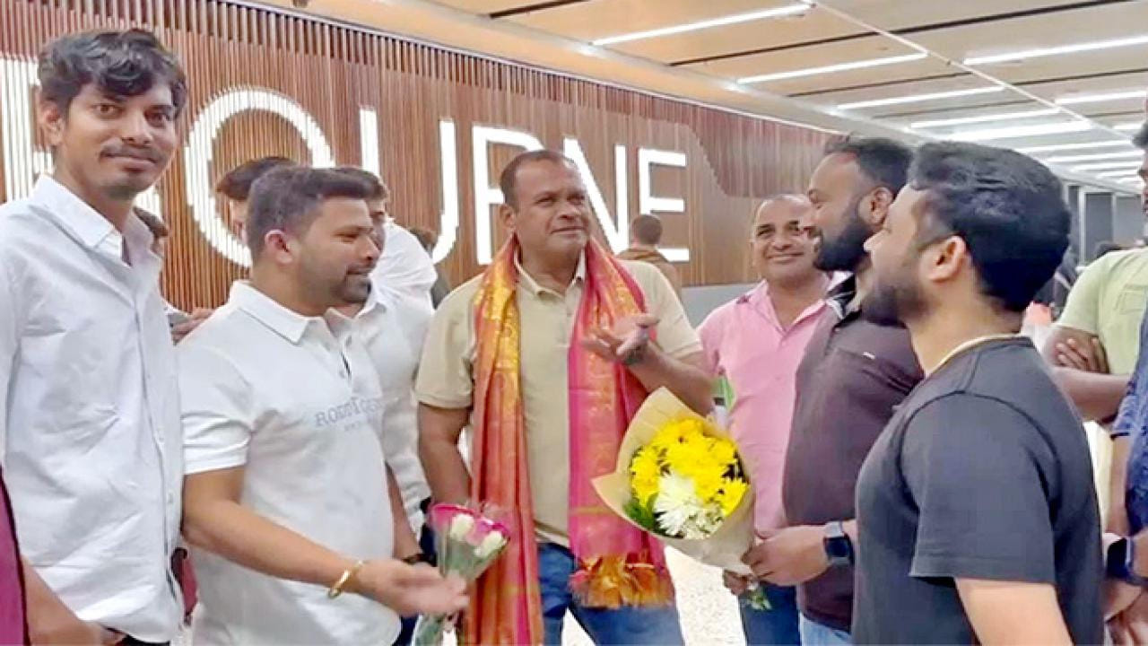 Komatireddy Venkat Reddy: ఓడిపోయే సీటుకు ప్రచారం దేనికి? మునుగోడు ఉప ...