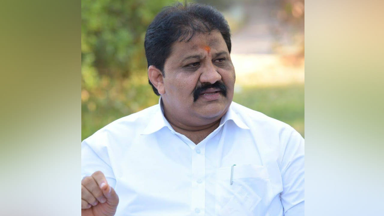 Andhra Pradesh: ఏపీ రాజకీయాల్లో ప్రకంపనలు సృష్టించిన ఆ ఎమ్మెల్యే ...