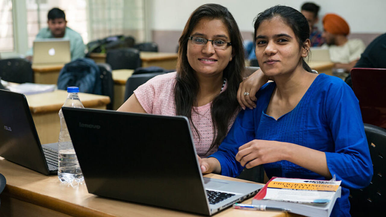 Python Training సాఫ్ట్‌వేర్‌ ఉద్యోగార్థులకు బంపరాఫర్ ఉచితంగా పైథాన్ 9867