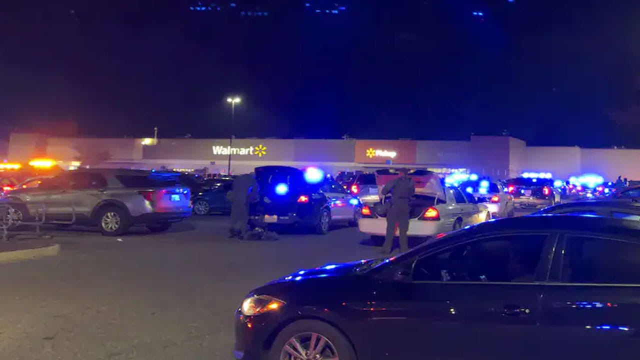 Walmart Shooting: వాల్‌మార్ట్‌ స్టోర్‌లో కాల్పులతో తెగబడిన మేనేజర్.. 14 ...