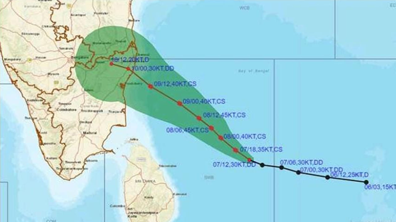 Cyclone Alert: తుఫాన్ తరుముకొస్తుంది.. ఏపీ ప్రజలకు విపత్తుల నిర్వహణ ...