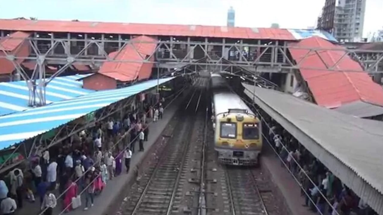 Mumbai: ముంబైలో టెన్షన్.. టెన్షన్.. దాదర్ రైల్వే స్టేషన్‌లో 2 ...