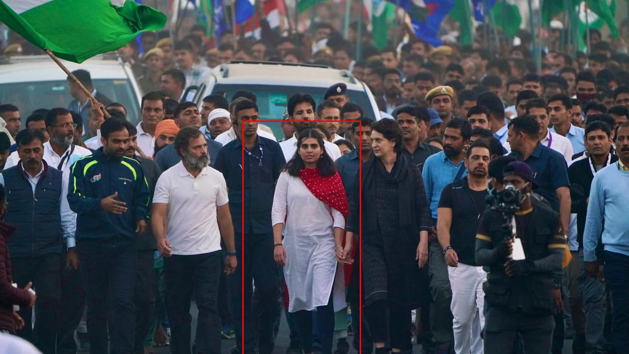 Miraya Vadra: రాహుల్, ప్రియాంక గాంధీల మధ్య ఉన్న ఈ అమ్మాయి ఎవరో ...