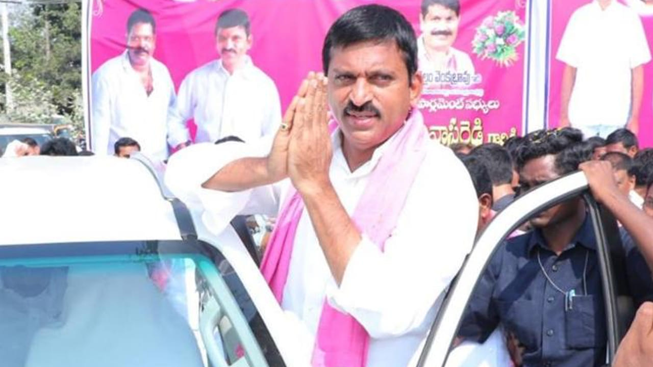 Ponguleti Srinivas Reddy: పార్టీ మార్పుపై క్లారిటీ ఇచ్చిన పొంగులేటి ...