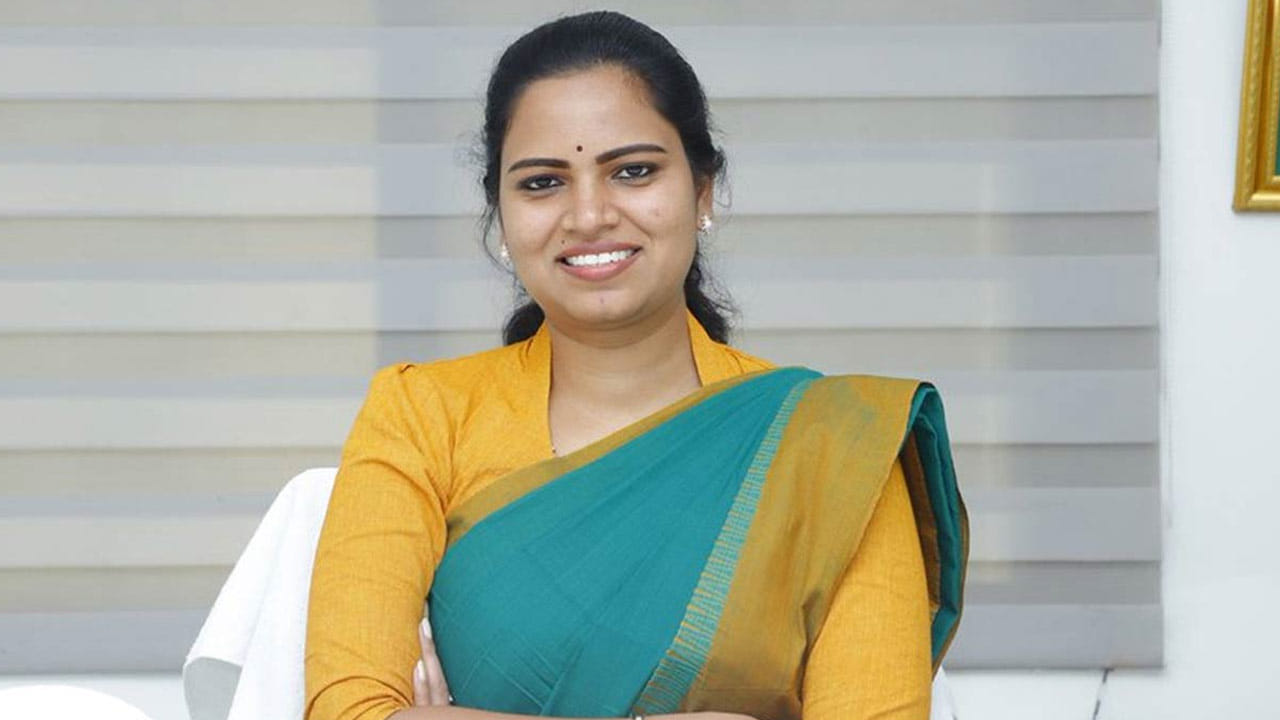 Vidadala Rajini: అసైన్డ్ భూముల్లో మైనింగ్.. మంత్రి విడదల రజినికి ...