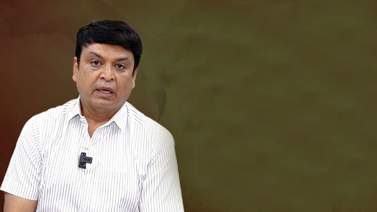 VK Naresh: 'న్యూడ్ డ్యాన్సర్లను తెచ్చింది ఎవరు..? తాగి అలా చేస్తారా ...