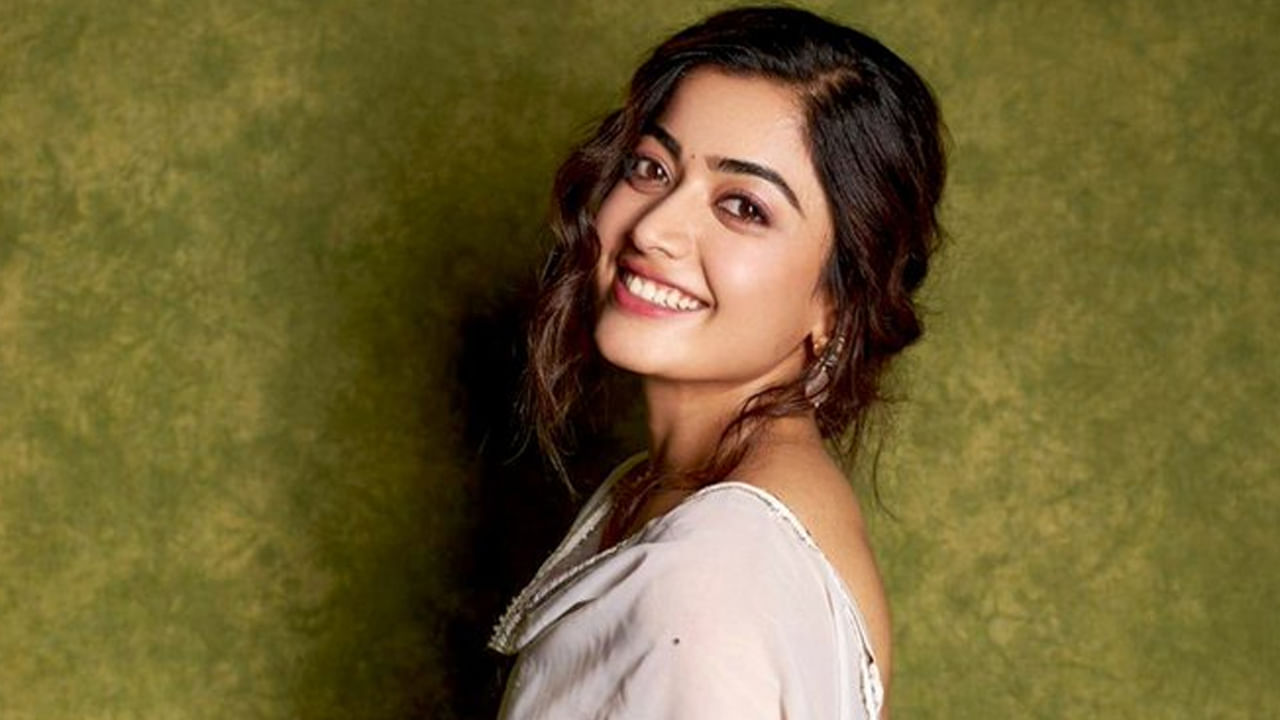 Rashmika Mandanna: తమిళంలో తొలి హిట్ అందుకున్న రష్మిక మందన్నా.. వారిసు ...