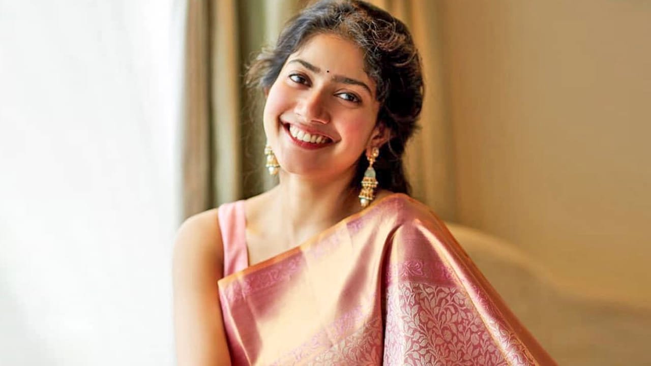 Sai Pallavi: పుట్టపర్తి సత్యసాయి నిలయంలో సాయి పల్లవి.. సాయి సన్నిధిలోనే ...