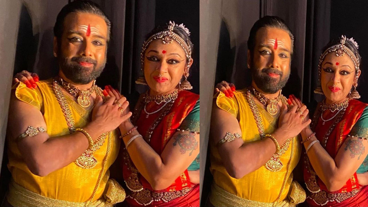 Guess The Actor: సీనియర్ హీరోయిన్ శోభన పక్కన ఉన్న హీరోను గుర్తుపట్టారా ...