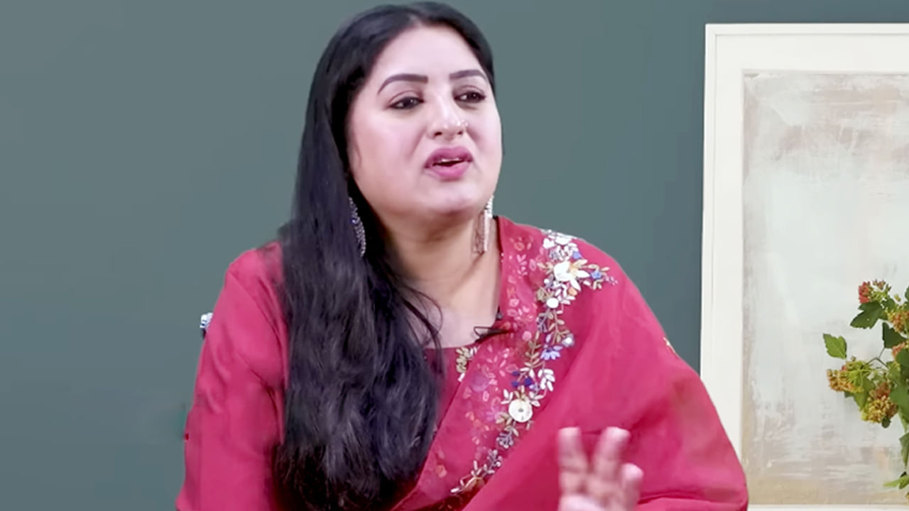 Actress Sana Begum ఆ డైరెక్టర్ చాలా ఇబ్బందిపెట్టాడు కన్నడ ఇండస్ట్రీపై నటి సన షాకింగ్