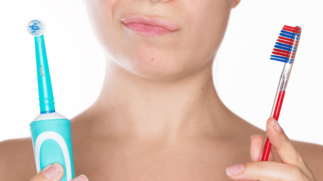 Best Toothbrush: మీ దంతాలకు ఏ టూత్ బ్రష్ మంచిదో తెలుసా.. పంటి సంరక్షణ ...