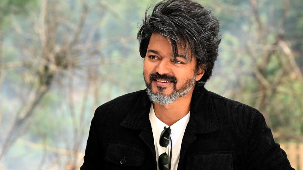 Leo: దళపతి విజయ్ లియో నుంచి ఫస్ట్ లుక్.. మాములుగా లేదుగా | First look ...