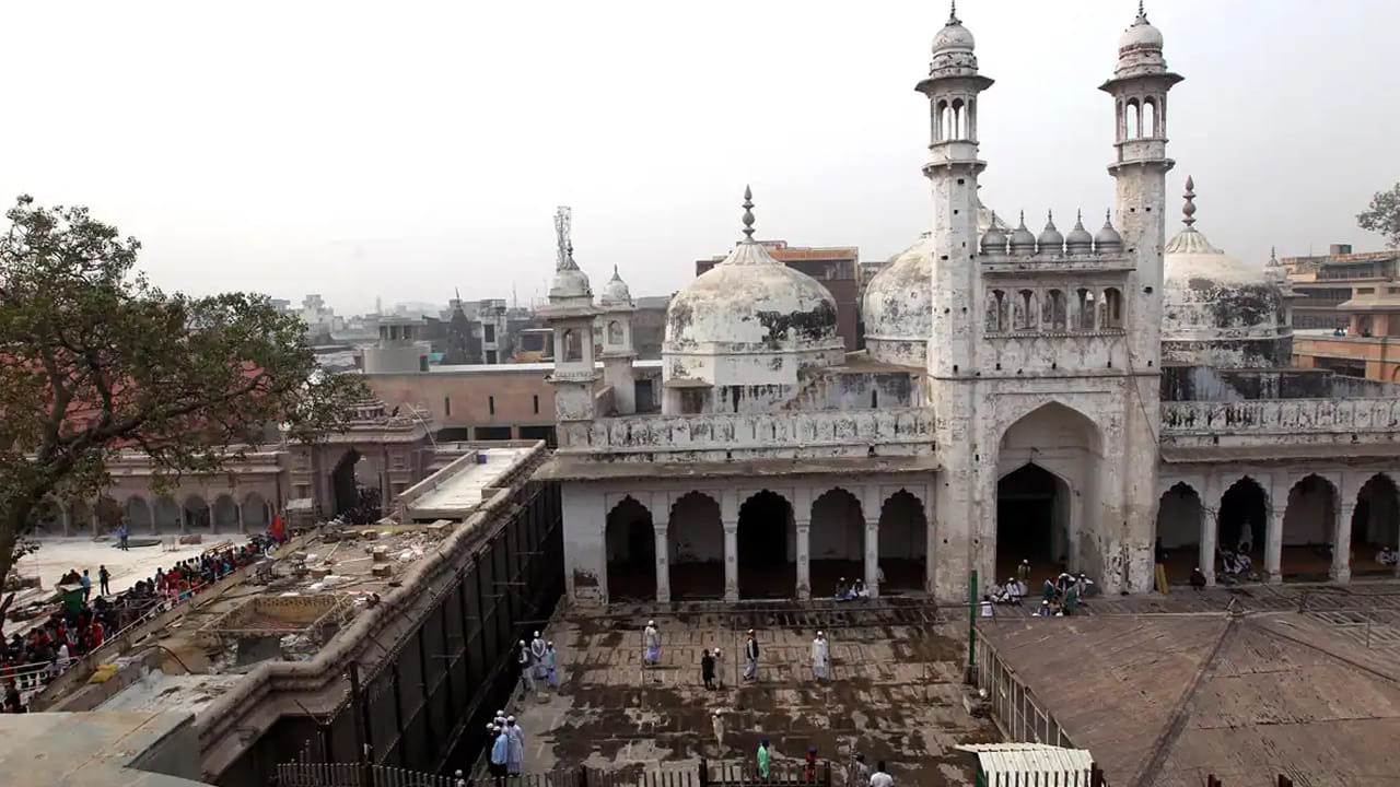 Gyanvapi Mosque: జ్ఞానవాపి మసీదులో పురావస్తుశాఖ సర్వే ప్రారంభం.. భారీగా ...