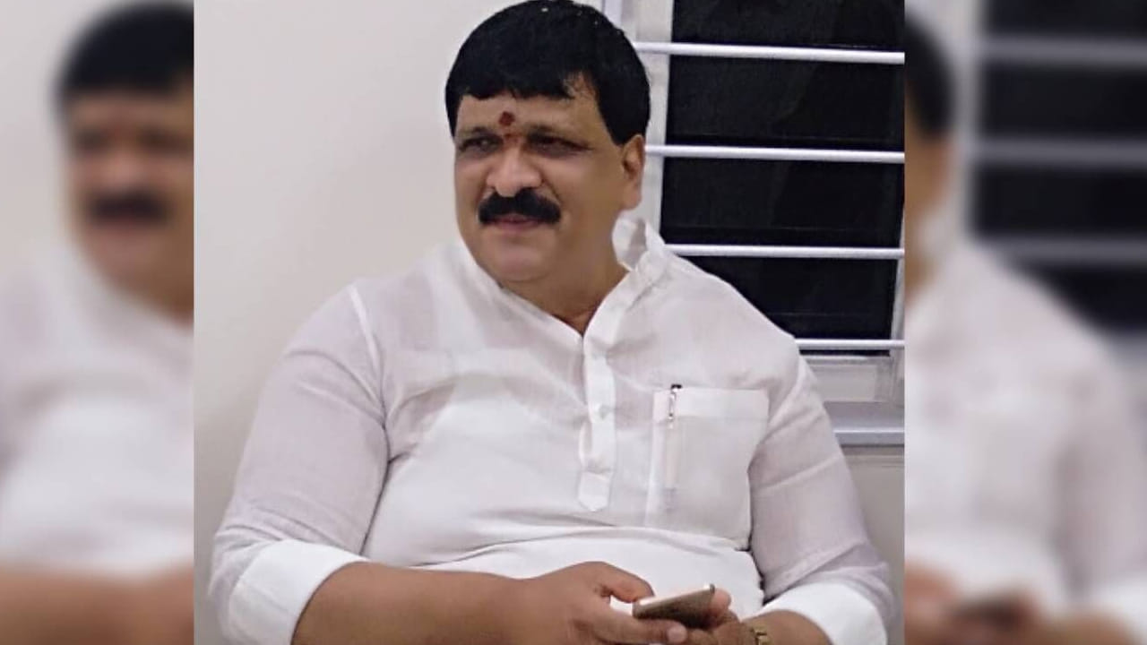 Telangana: 'హరీశ్ పెత్తనం ఏంది'.. తన కుమారుడికి టికెట్ ఇవ్వకుంటే వార్ ...