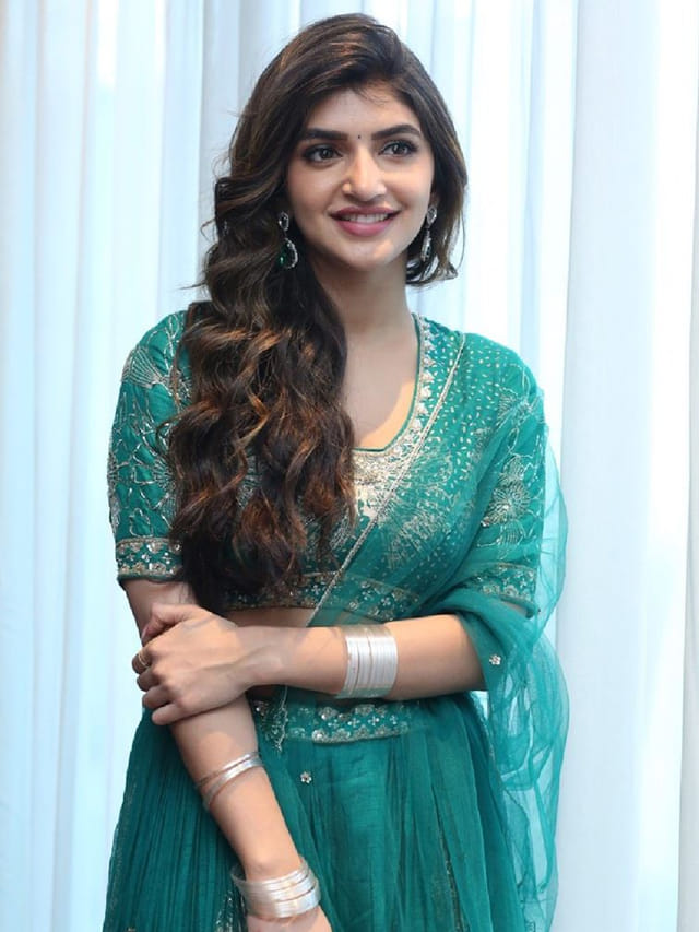 లిప్‌ లాక్‌ ఆయనతో మాత్రమే.. షాకింగ్‌ విషయం చెప్పేసిన శ్రీలీల – TV9 Telugu