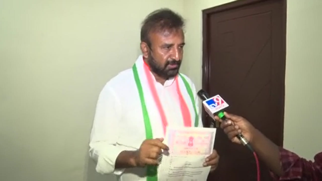 ఎల్లారెడ్డి కాంగ్రెస్ అభ్యర్థి మదన్‌మోహన్ వెరైటీ ప్రచారం.. బాండ్‌పేపర్ ...