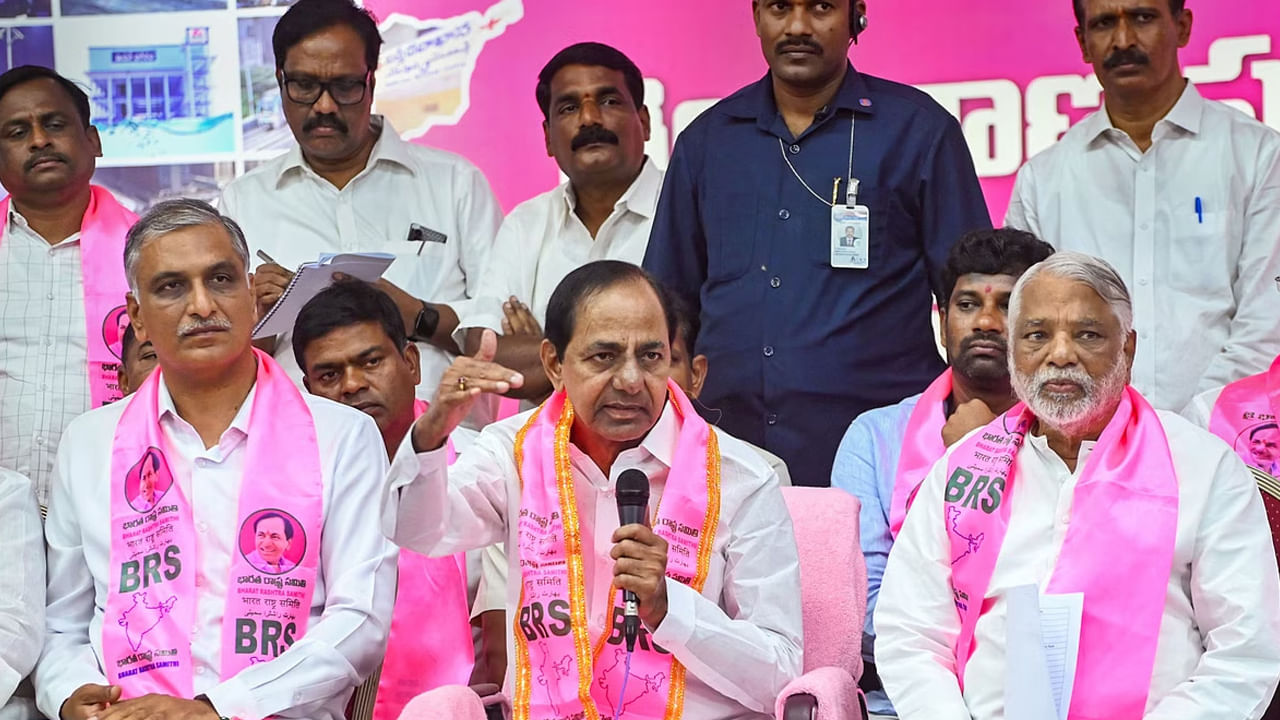 BRS Party: లోక్ సభ ఎన్నికలకు గులాబీ పార్టీ సన్నద్దం.. తెలంగాణ భవన్ ...