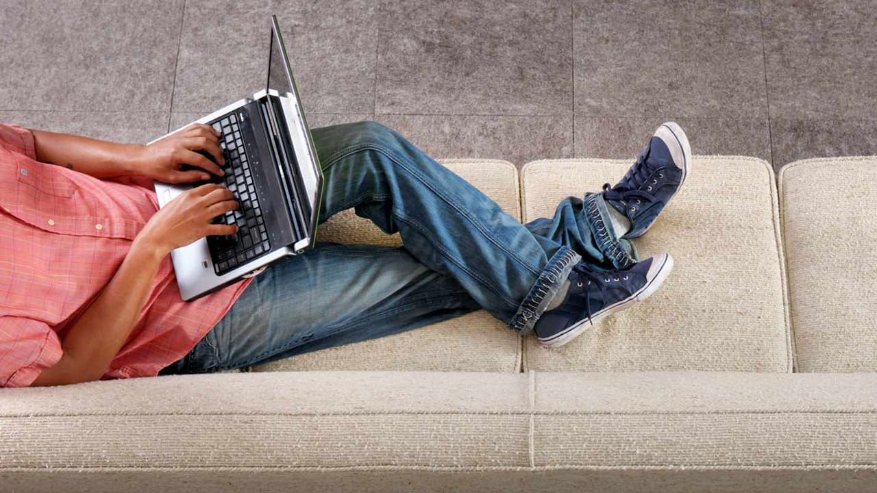 ల్యాప్‌టాప్‌ను ఒడిలో పెట్టి పని చేస్తున్నారా.. చాలా డేంజర్ అండోయ్ ...