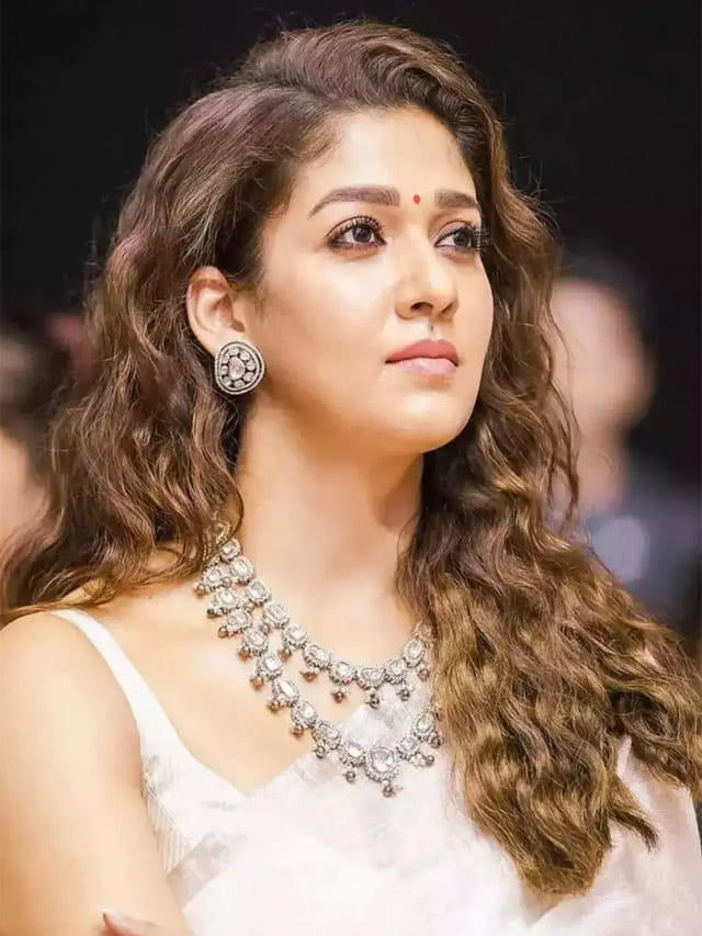 40 ఏళ్లలోనూ ఈ అందం ఎలా సాధ్యం.. – TV9 Telugu