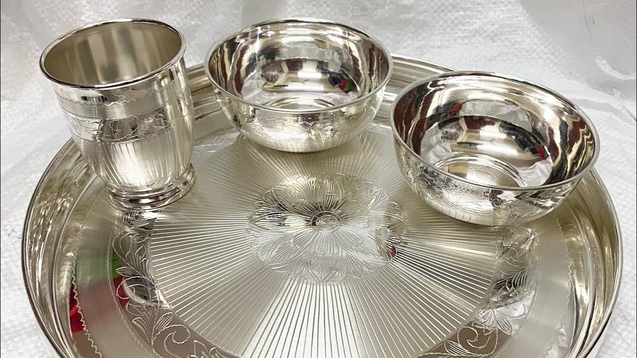 Silver Benefits: వెండి ప్లేట్‌లో ఆహారం తింటే ఎన్ని హెల్దీ బెనిఫిట్సో ...