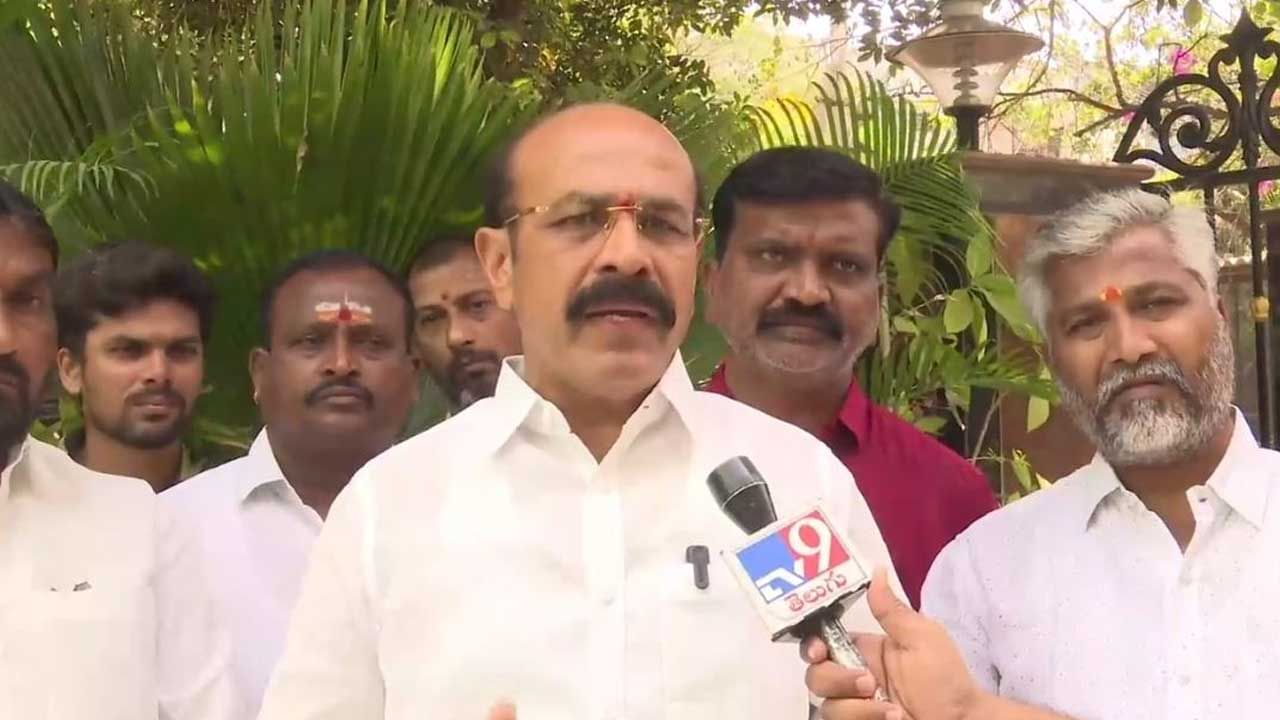 Watch Video: కర్నూలు వైసీపీ విభేదాలపై మాజీ ఎమ్మెల్యే ఎస్వీ మోహన్ రెడ్డి ...