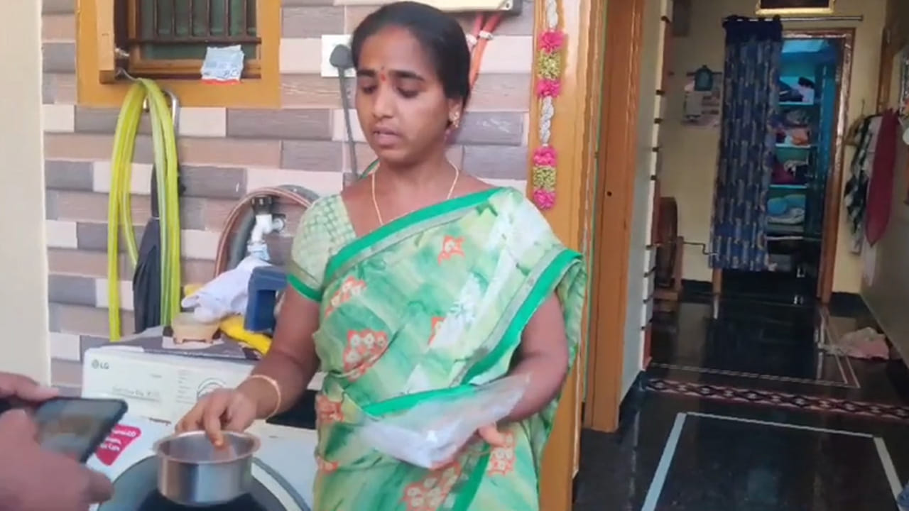 Andhra Pradesh: పట్టపగలు రెచ్చిపోయిన దొంగలు.. మత్తు మందిచ్చి బంగారు ...