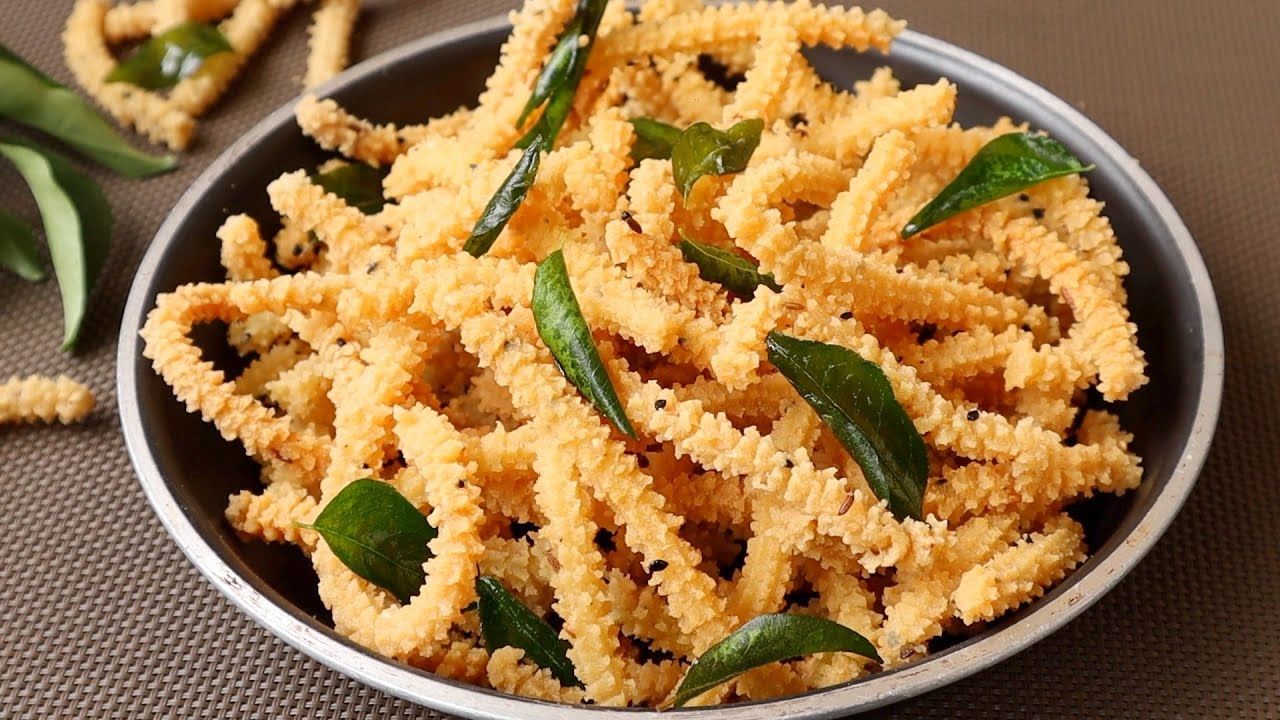 Atukula Murukulu: అటుకులతో ఇలా మురుకులు చేస్తే.. పిల్లలు అడిగి మరీ ...