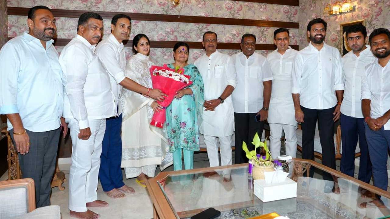 కాంగ్రెస్ పార్టీలో చేరిన గుత్తా అమిత్.. కీలకంగా వ్యవహరించిన మంత్రి ...