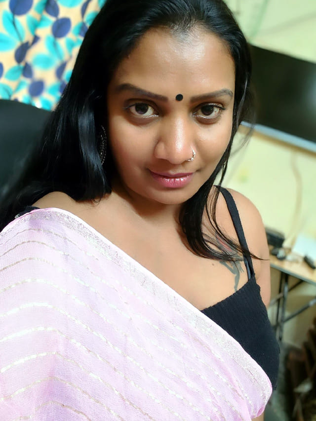 నేను ఒళ్లు అమ్ముకోలేదు కానీ అలా చేశాను అంటూ నటి మల్లిక ఆవేదన. – TV9 Telugu