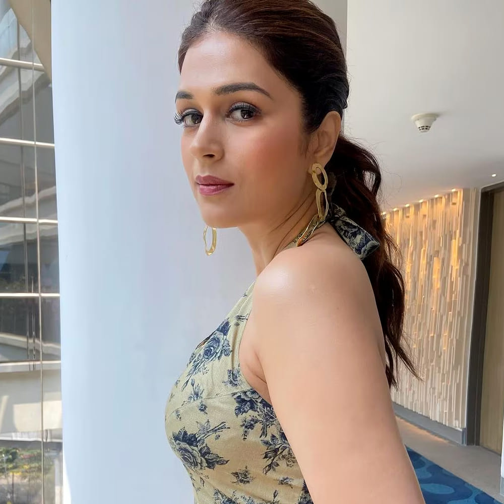 Shraddha Das: అవకాశాలు లేవు కానీ అందాలతో ఎప్పుడూ ఈ అమ్మడు హాట్ టాపిక్కే ...