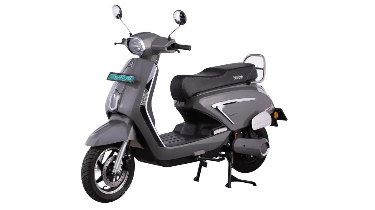 iVOOMi e-Scooter: సింగిల్ చార్జ్ పై ఏకంగా 170 కిలోమీటర్లు.. పైగా రూ ...