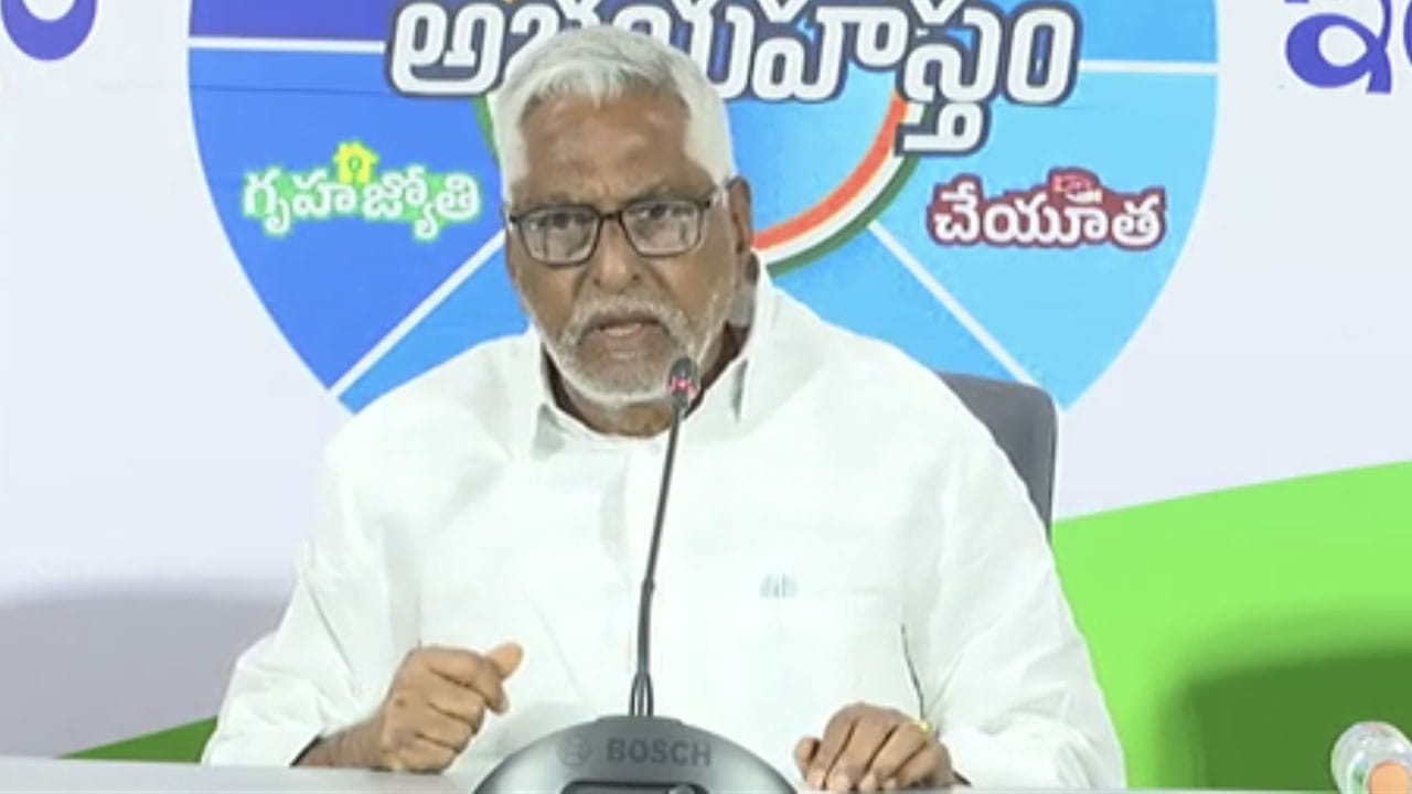 Jeevan Reddy: ఆ అవసరం ఏముంది.. ఆ 10 మంది వచ్చి మాపై పెత్తనం చేస్తారా ...