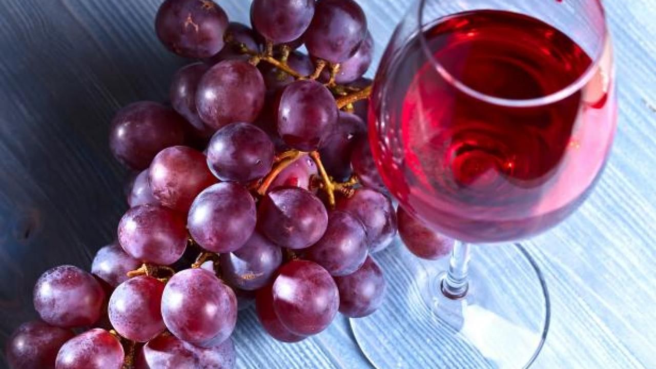 Red Wine: రెడ్ వైన్ తాగడం మంచిదేనా.. శరీరంలో జరిగే మార్పులు ఇవే ...